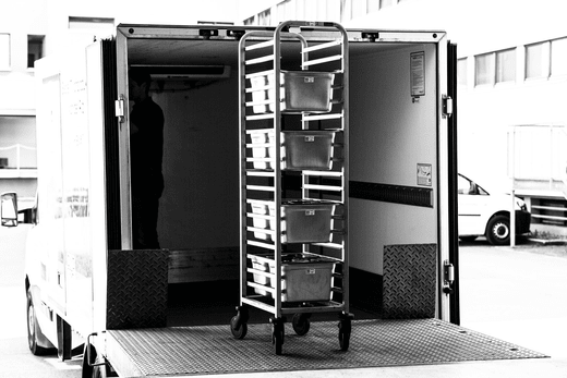 GN rack trolley 1/1 low - round bump. // Products